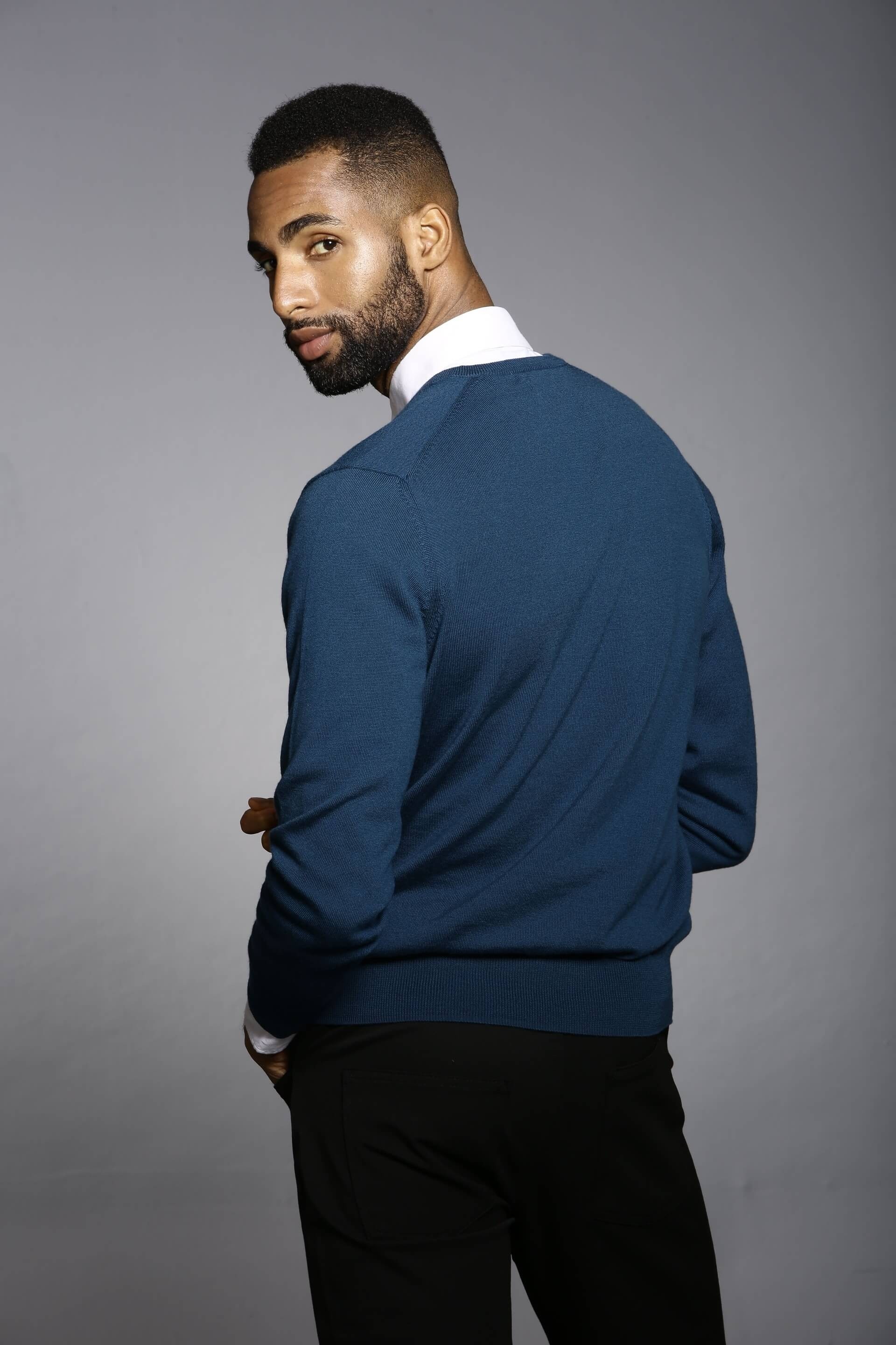 Merino Wool Sport V-Neck - Insignia Blue